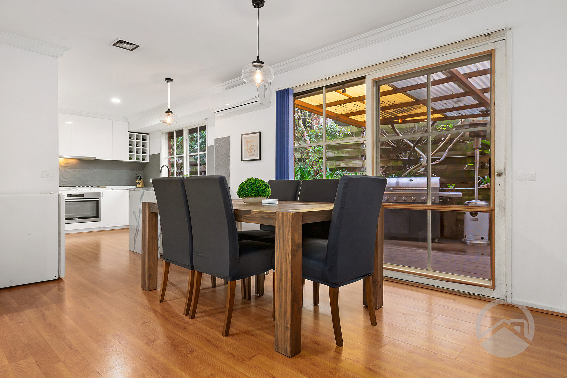 4 Lawless Drive, CRANBOURNE NORTH, VIC, 3977 $700,000 - $750,000