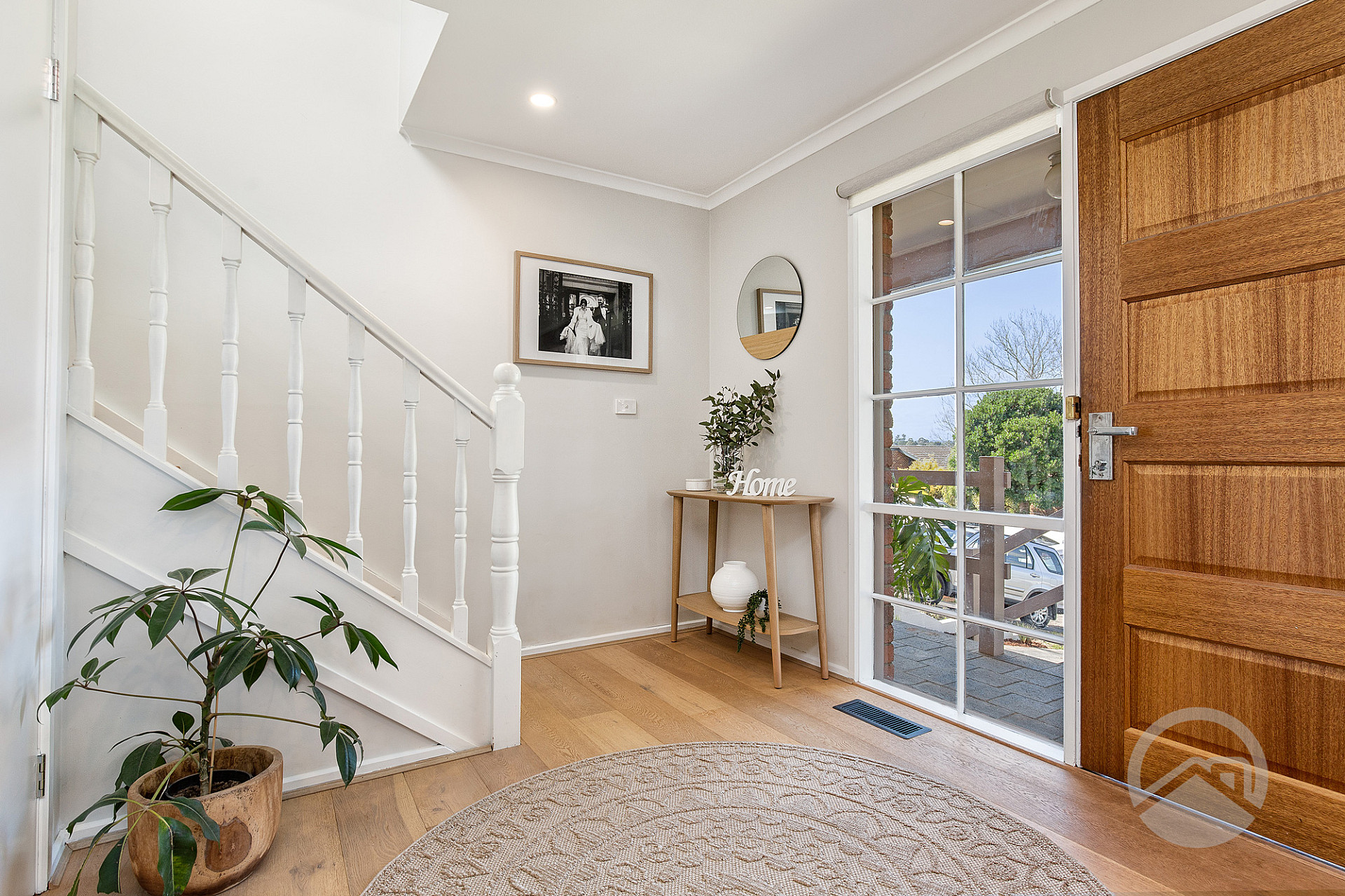 1 Headingly Court, ENDEAVOUR HILLS, VIC, 3802 $780,000 - $830,000